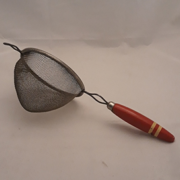Kitchen | Vintage Red Handled Strainer | Poshmark
